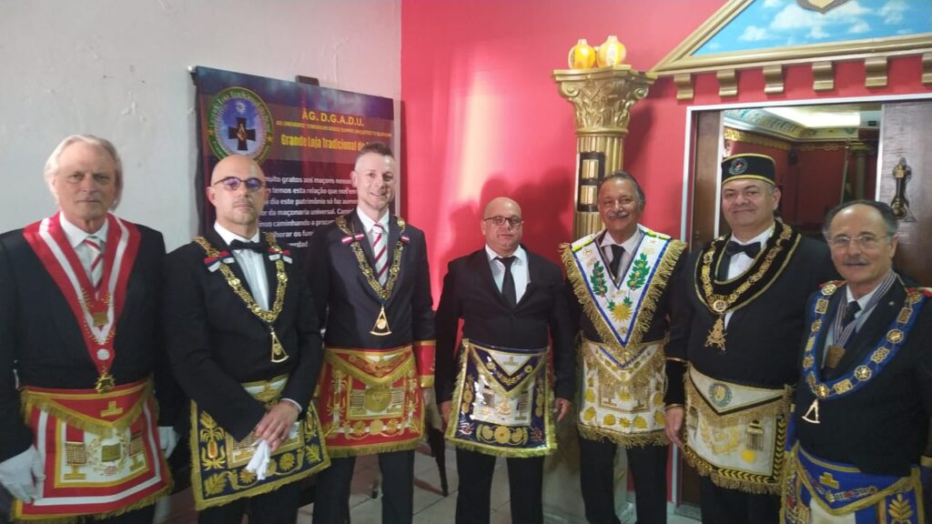 Consagração da Grande Loja Tradicional do Brasil